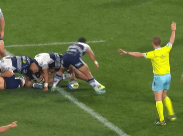Law clarification – scrum halves handling the ball in a ruck